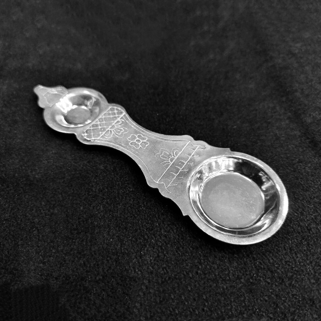 Gitanjali Silver Harathi Stand SHS001 - Gitanjali Jewellers